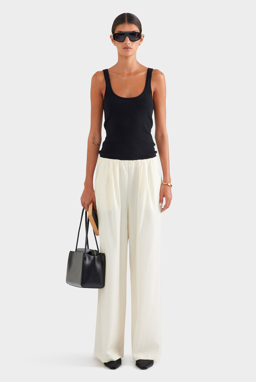 Womens Cashmere Tank Black | Venroy – VENROY